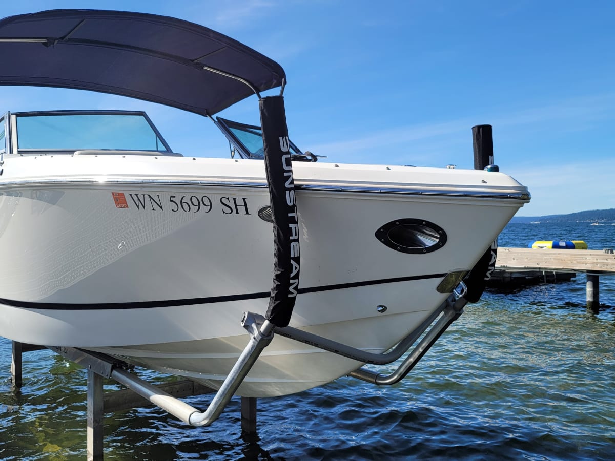 ecboatlifts